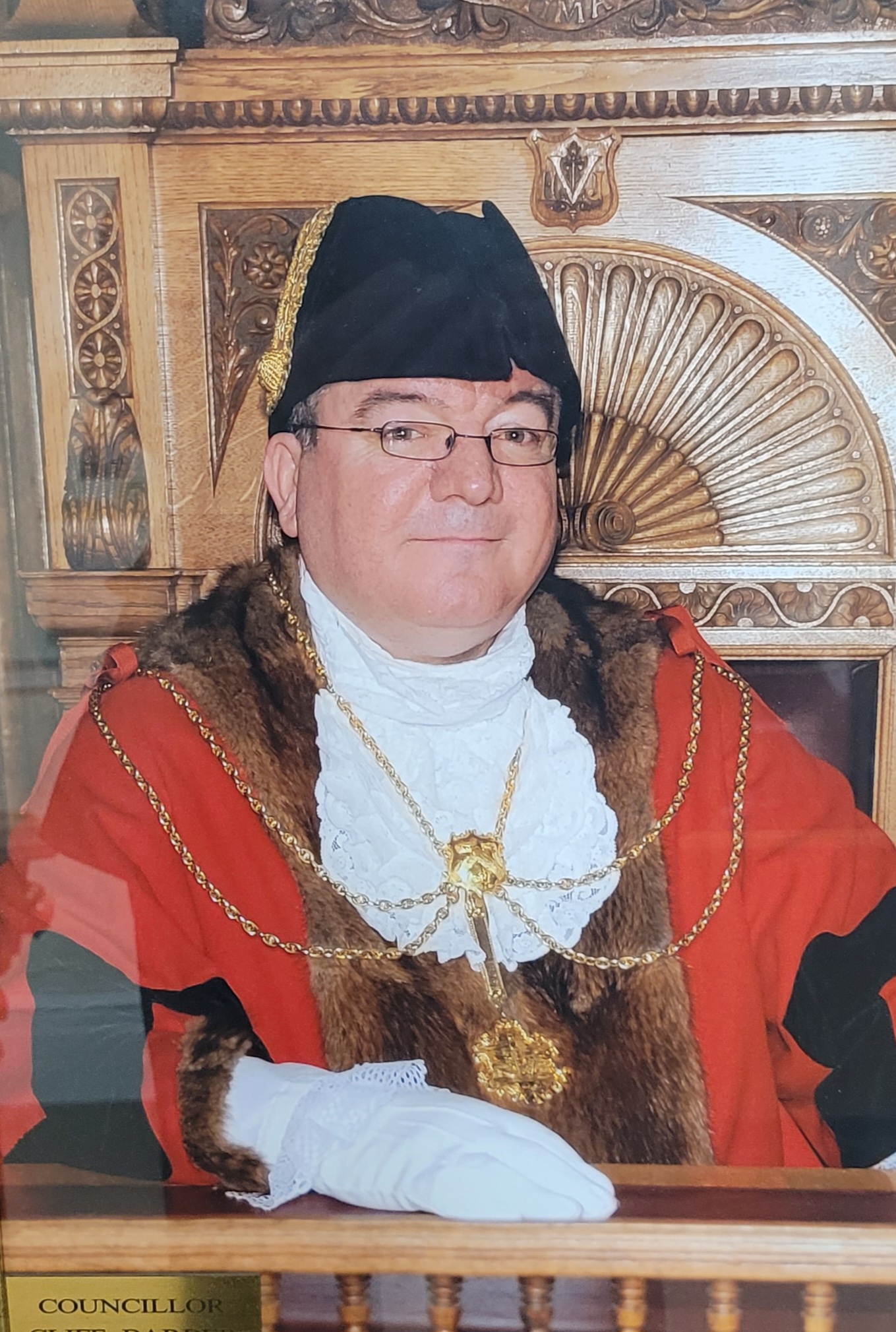 Councillors pay tribute to former Mayor, Cllr Cliff Barber | NELC