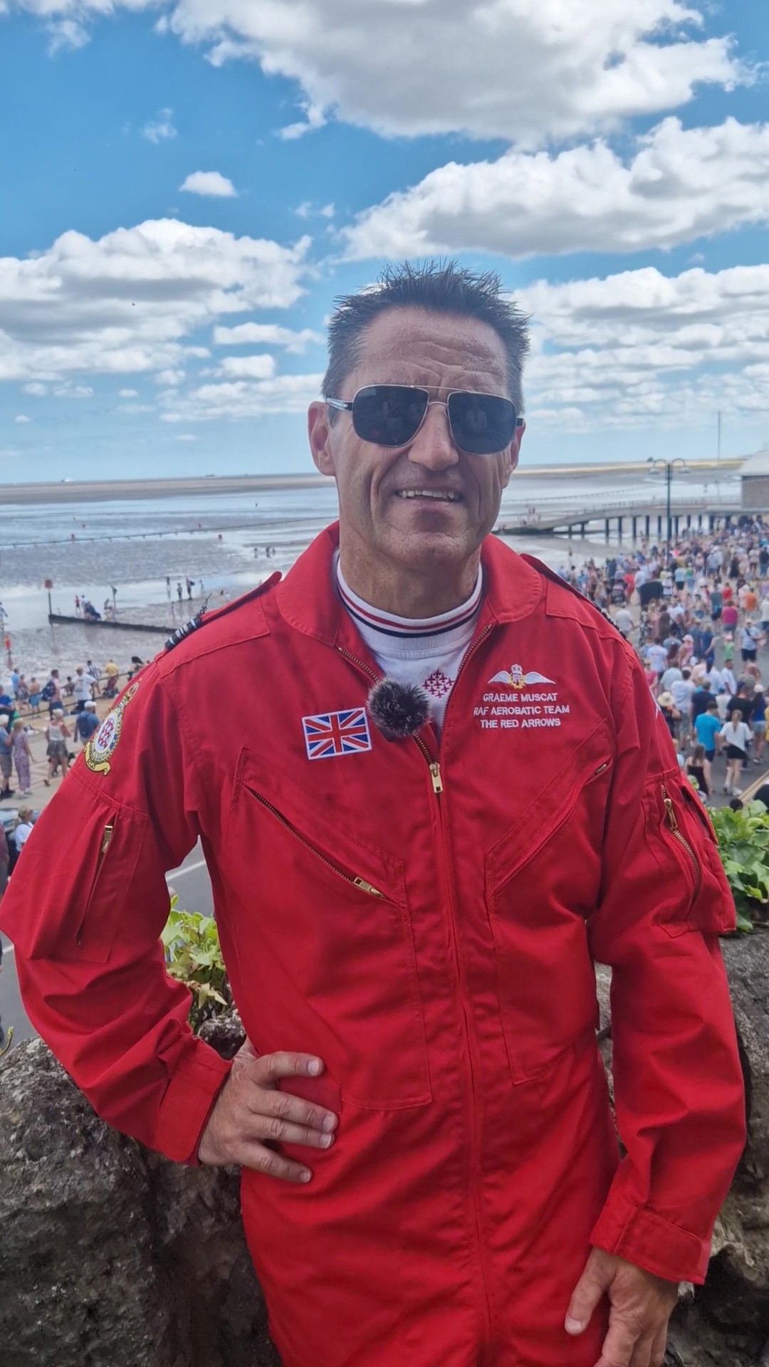 Red Arrows Squadron Leader reflects on “highlight of career” | NELC